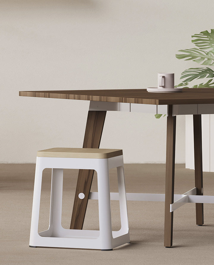 Jaxson Stools – hightower.design