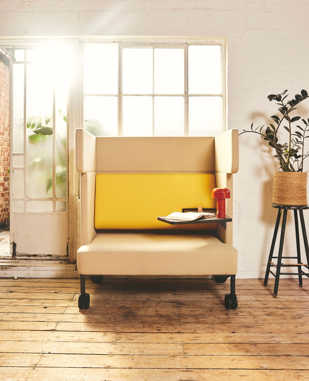 FourUs® Solo Sofa, Caster Base - Right Side Facing Table – hightower.design